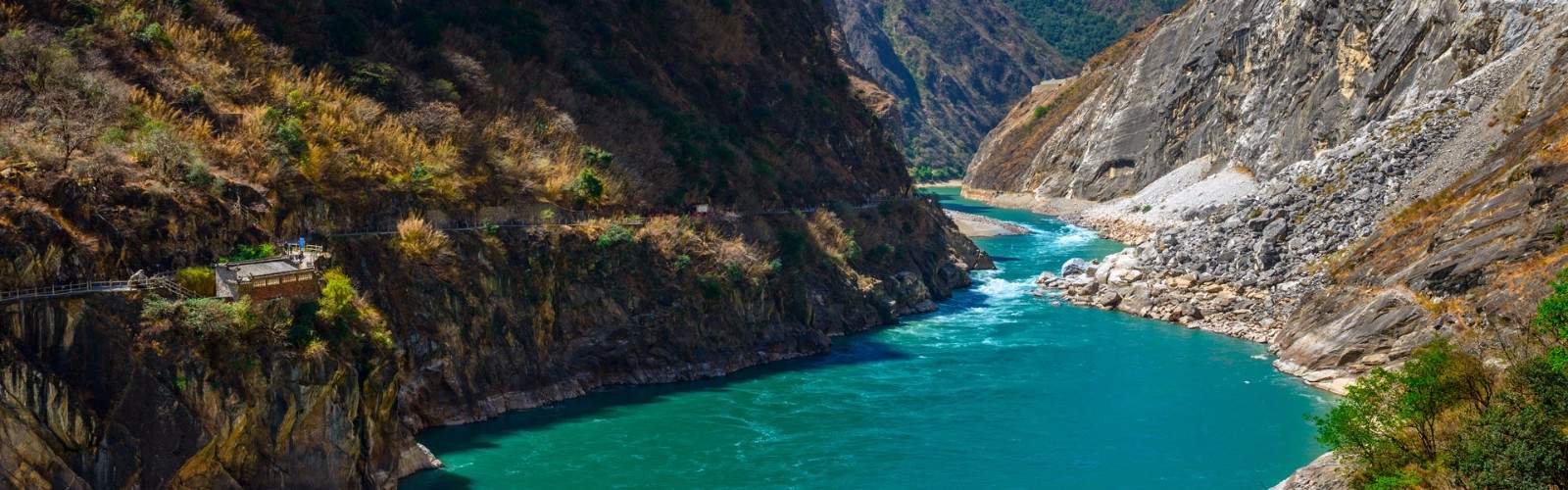 Tours Visiting The Yangtze River, China | Wendy Wu Tours